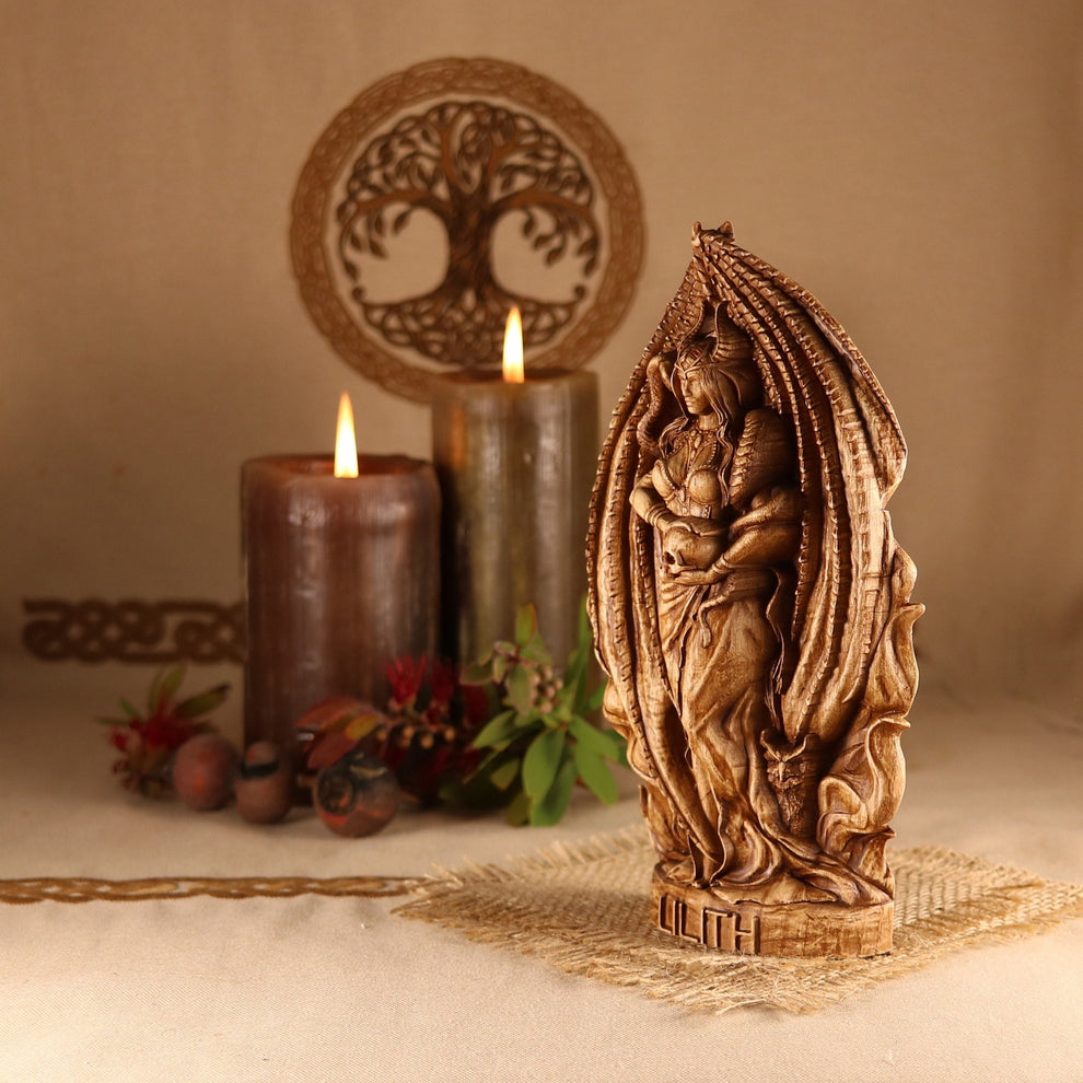 Wooden Lilith Statue - Mother of Demons Sculpture – Art Carving Shop